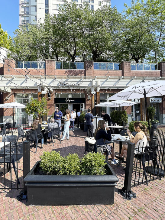 Artigiano Roundhouse: Café by Day - Aperitivo Bar by Night