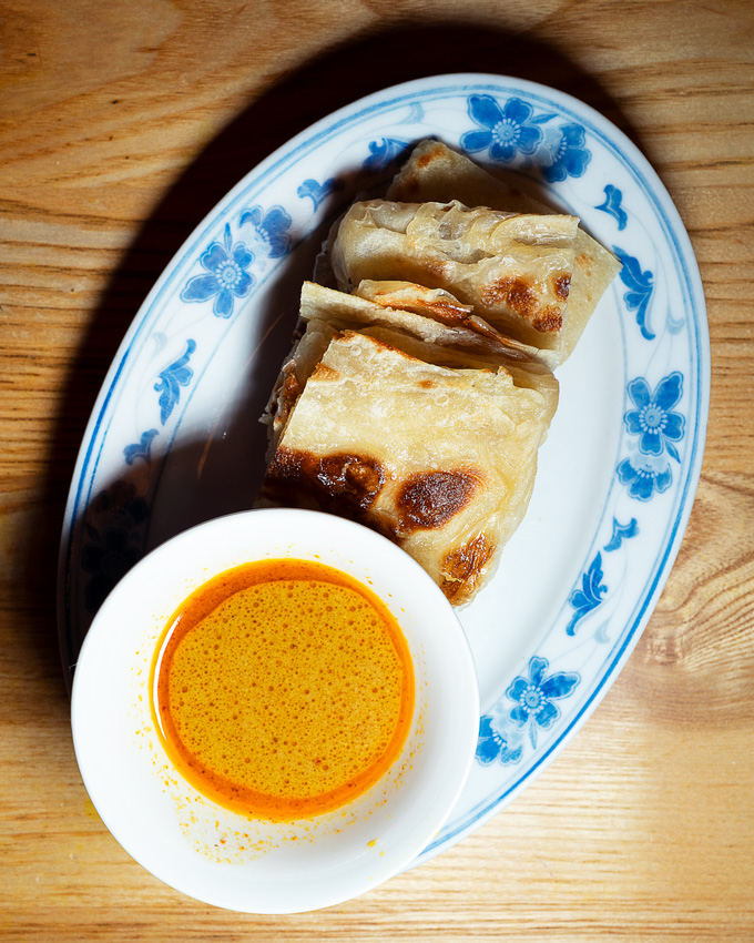 Fat Mao Noodles: Thai Flavours in Vancouver's Chinatown