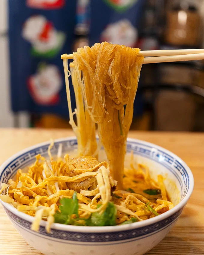 Fat Mao Noodles: Thai Flavours in Vancouver's Chinatown
