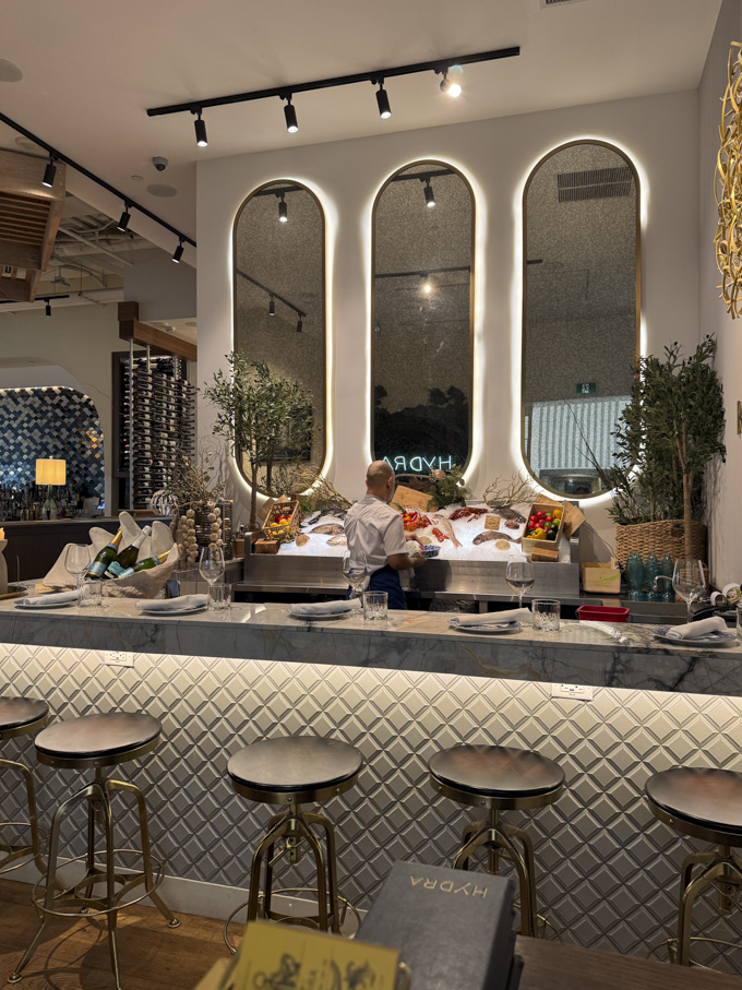 Hydra Estiatorio Delivers a Coastal Greek Escape Downtown
