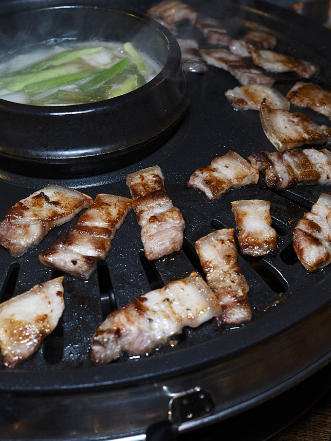 Tå Bom Korean Cuisine Serves Comfort Focused Korean Dishes