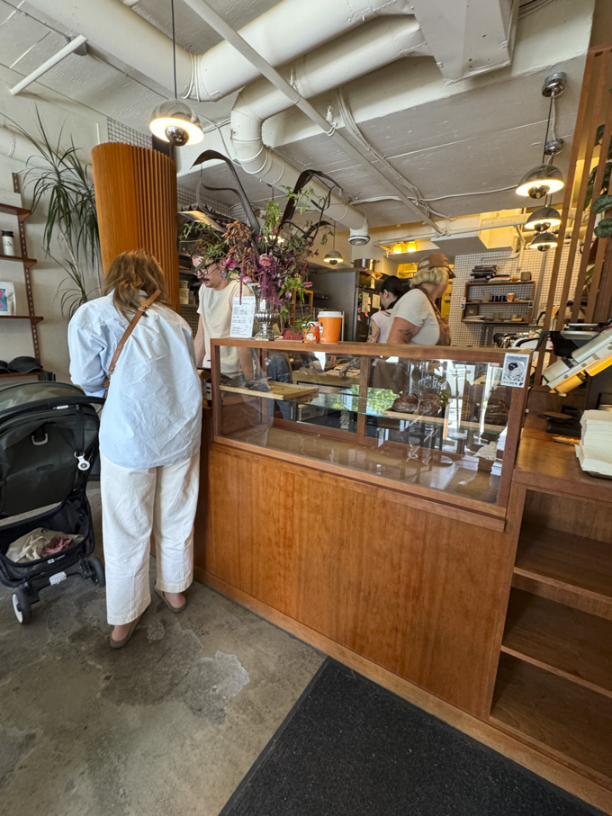Cowdog Oak Street Vancouver, Living Wage Coffee Shop